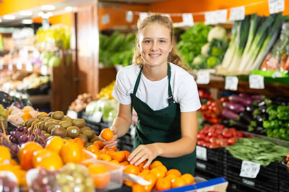 35 Jobs For 11-Year-Olds [Make Money Fast] • Savvy Budget Boss